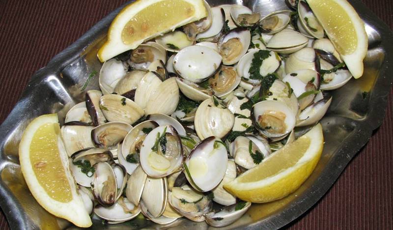 Amêijoas à Bulhão Pato - Receitas Para Todos os Gostos